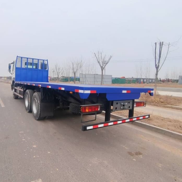 SINOTRUK HOWO 6X4 Flatbed Container Lorry Cargo Truck from China ...